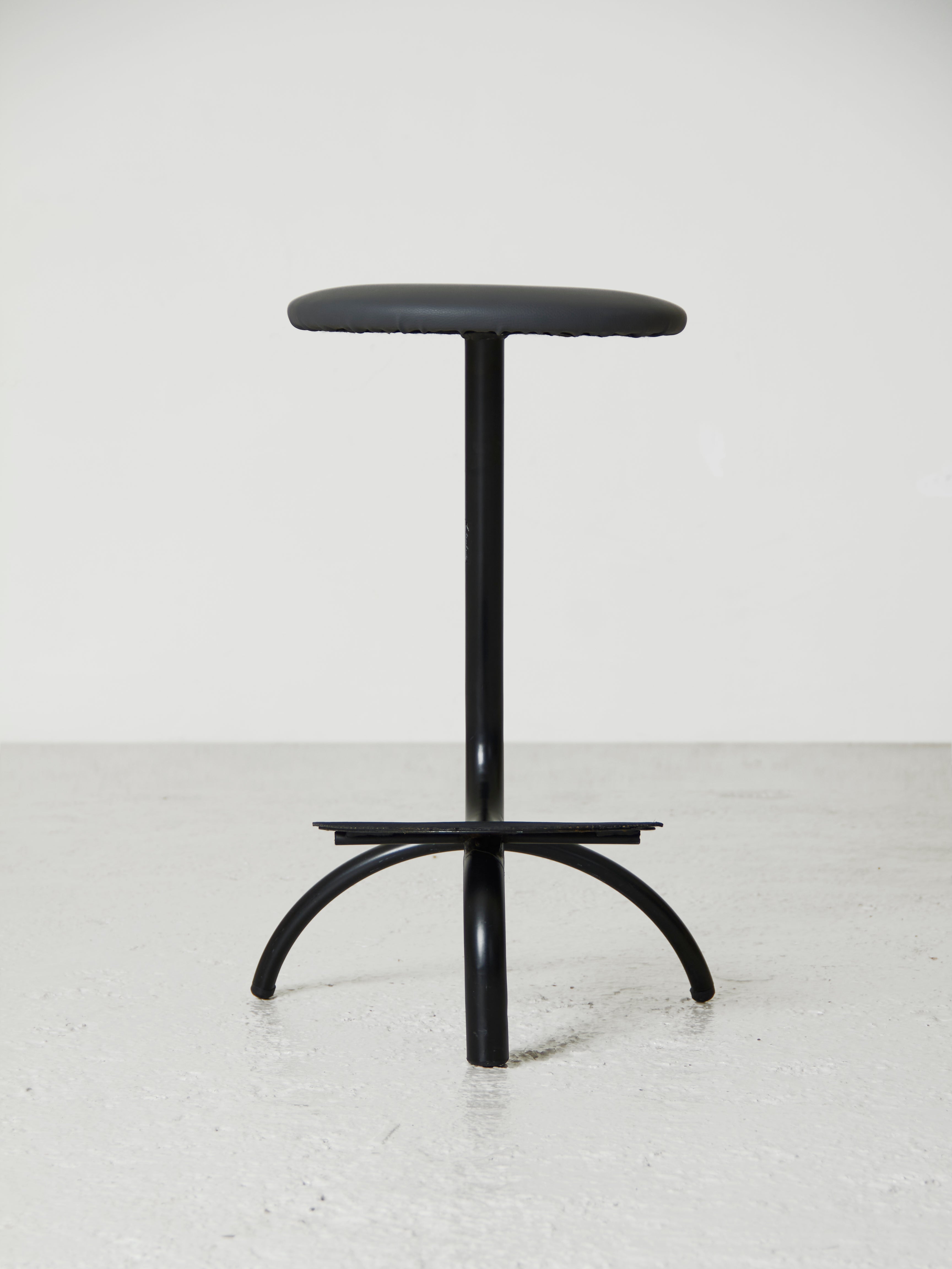 Taburete Eleochenta – Fenix Originals