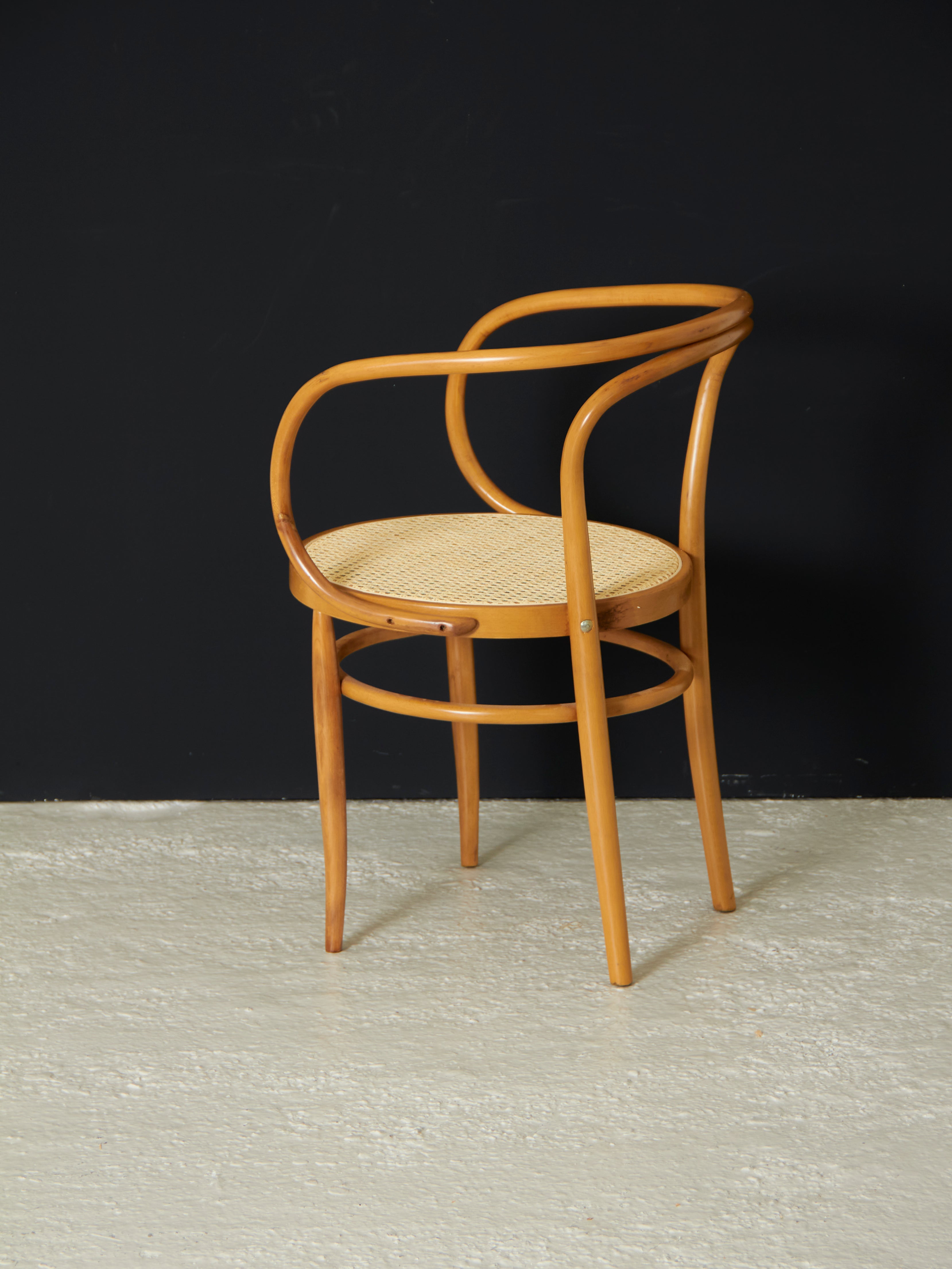 Silla de haya estilo Thonet mod. 209 – Fenix Originals