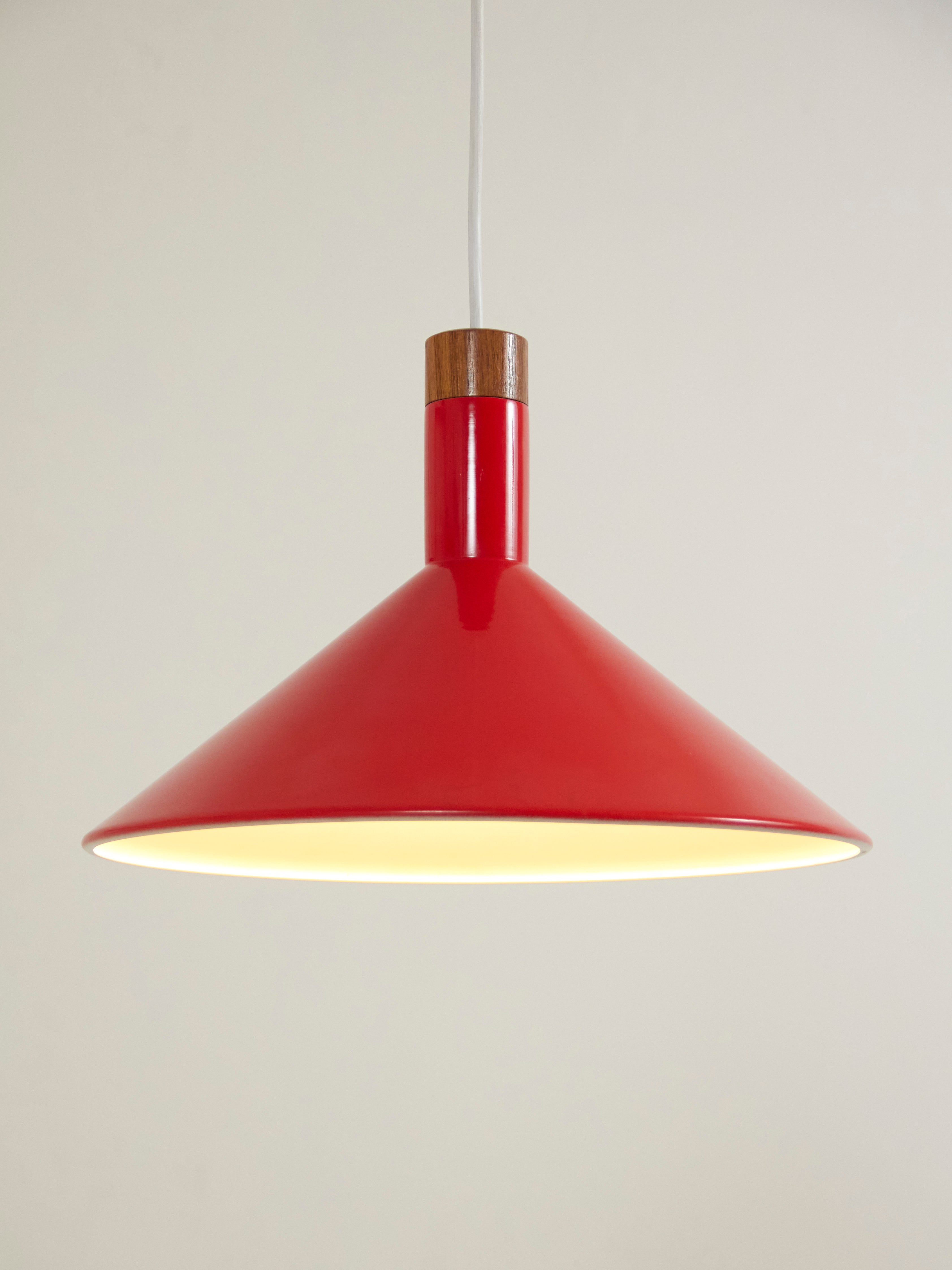 Red Conical Ceiling Lamp – Fenix Originals