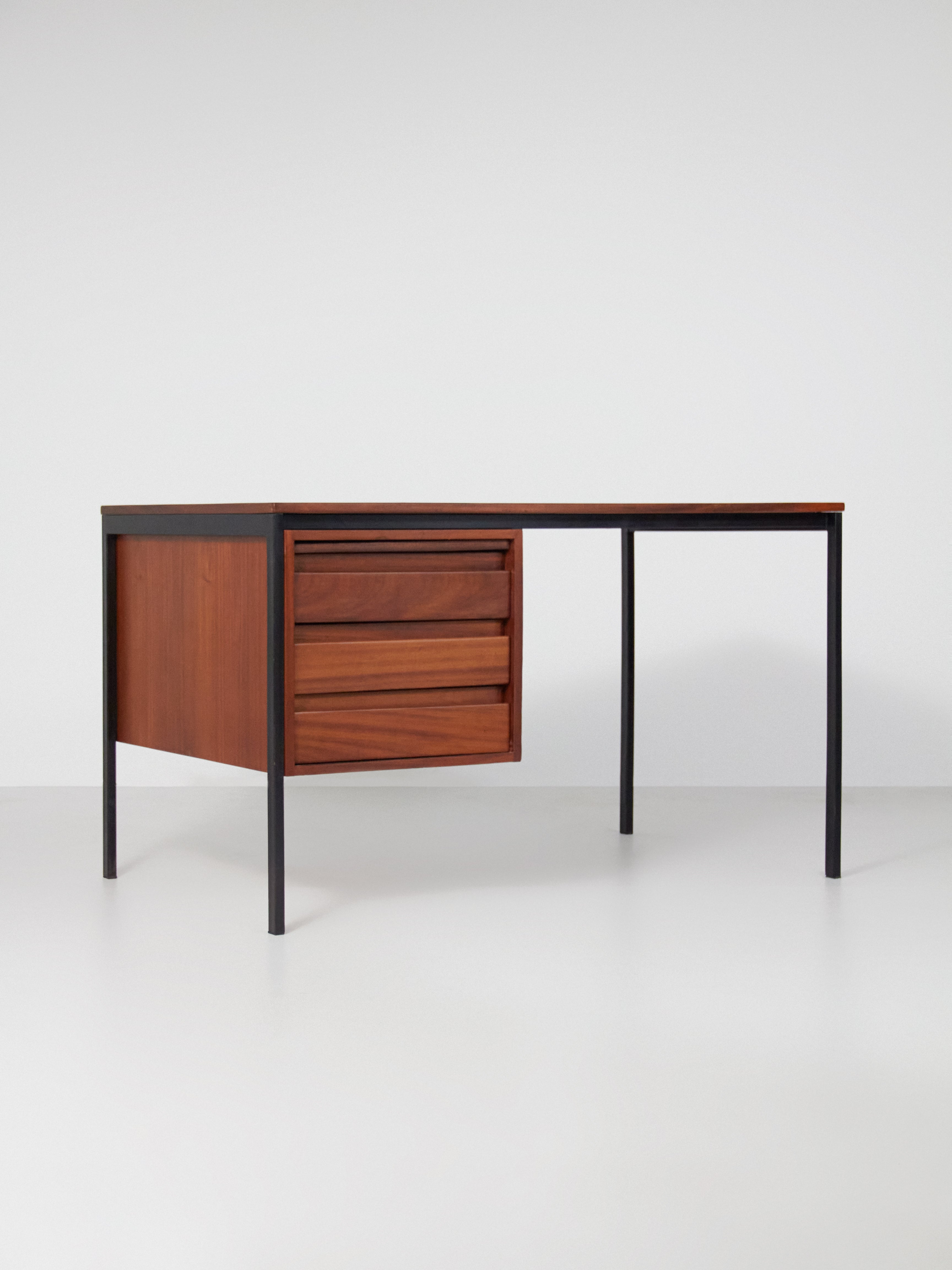 Desk with drawers – Fenix Originals